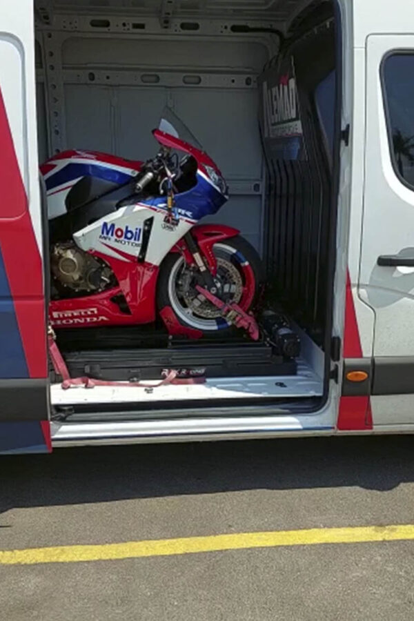 Rick Racing – Rampas Automatizadas